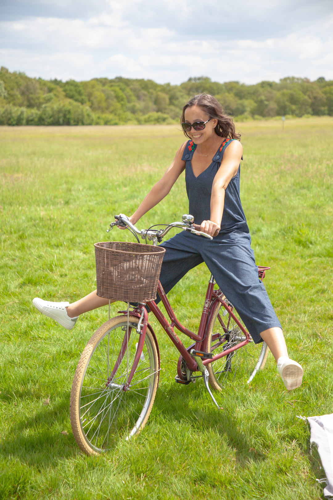 Women's relaxed and elegant clothing Single Swan Small clothing brand